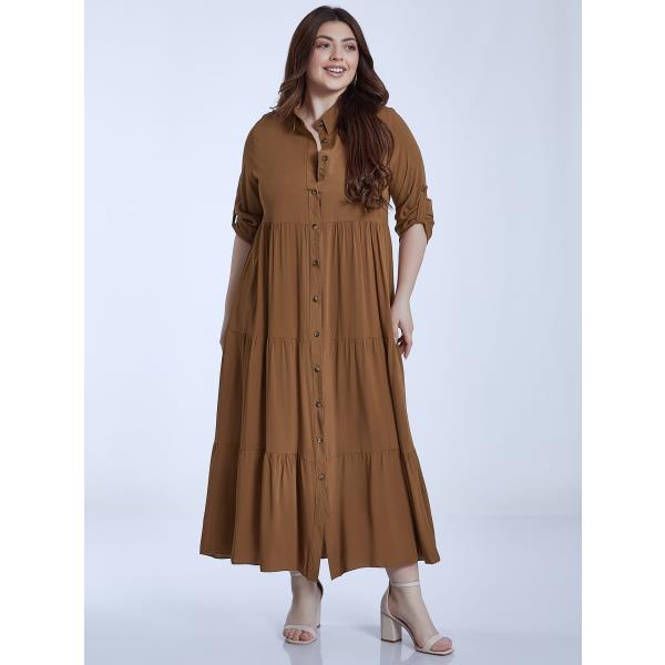 Φόρεμα μάξι μονόχρωμο curvy σε καφέ | Celestino