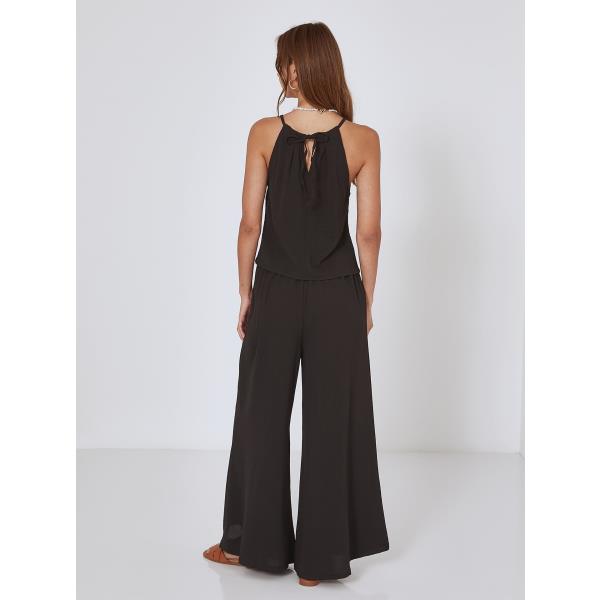 Σετ με κρουαζέ crop top και παντελόνα σε μαύρο | Celestino