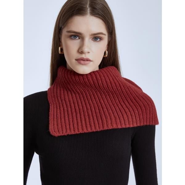 Πλεκτός λαιμός σε μπορντό, 2,99€ | Celestino