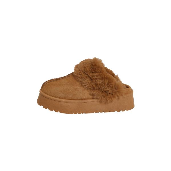 Suede like shoes with lining in camel, 17.99€ | Celestino