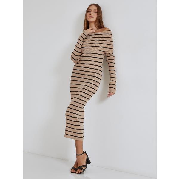 Φόρεμα ριγέ με ακάλυπτους ώμους σε μπεζ σκούρο | Celestino